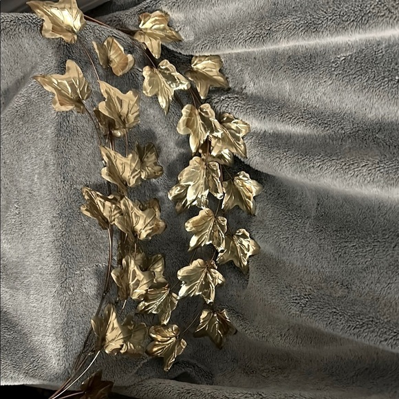 Homco | Accents | Pair Of Gold Color Metal Ivy Swags For Wall Decor ...
